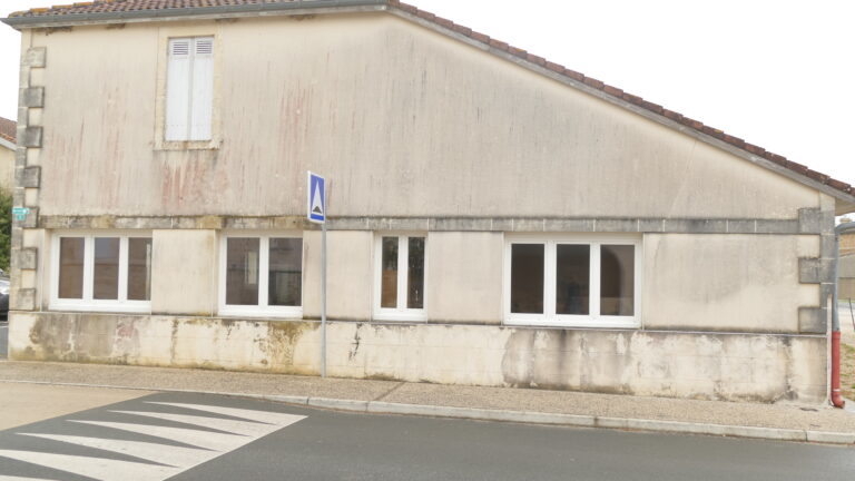 Salle polyvalente – Mairie de Courpignac (17130)